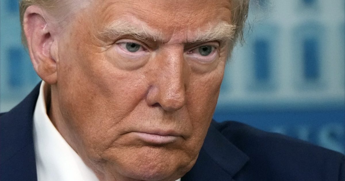 National Newswatch | Trump targets FAA diversity efforts in plane…