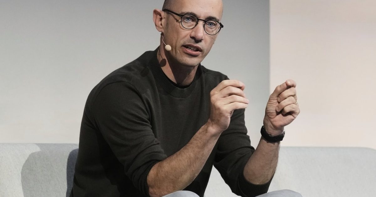 National Newswatch | Canada's highest-paid CEOs made an average of…