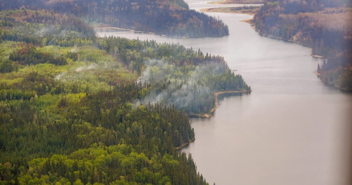 National Newswatch | Provincewide fire ban lifted in Saskatchewan,…