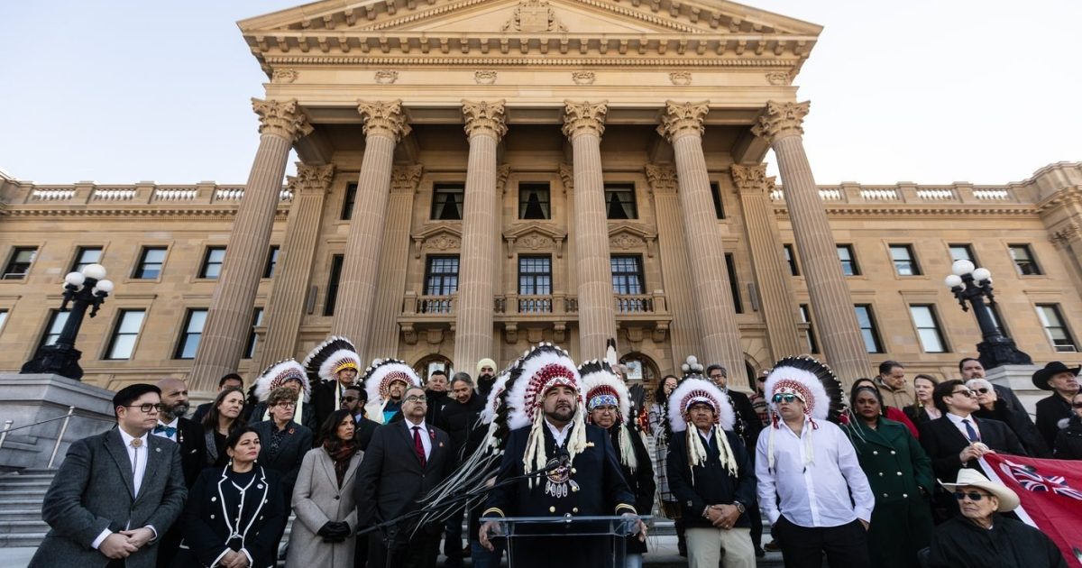 National Newswatch | Indigenous Chiefs go to Alberta legislature,…