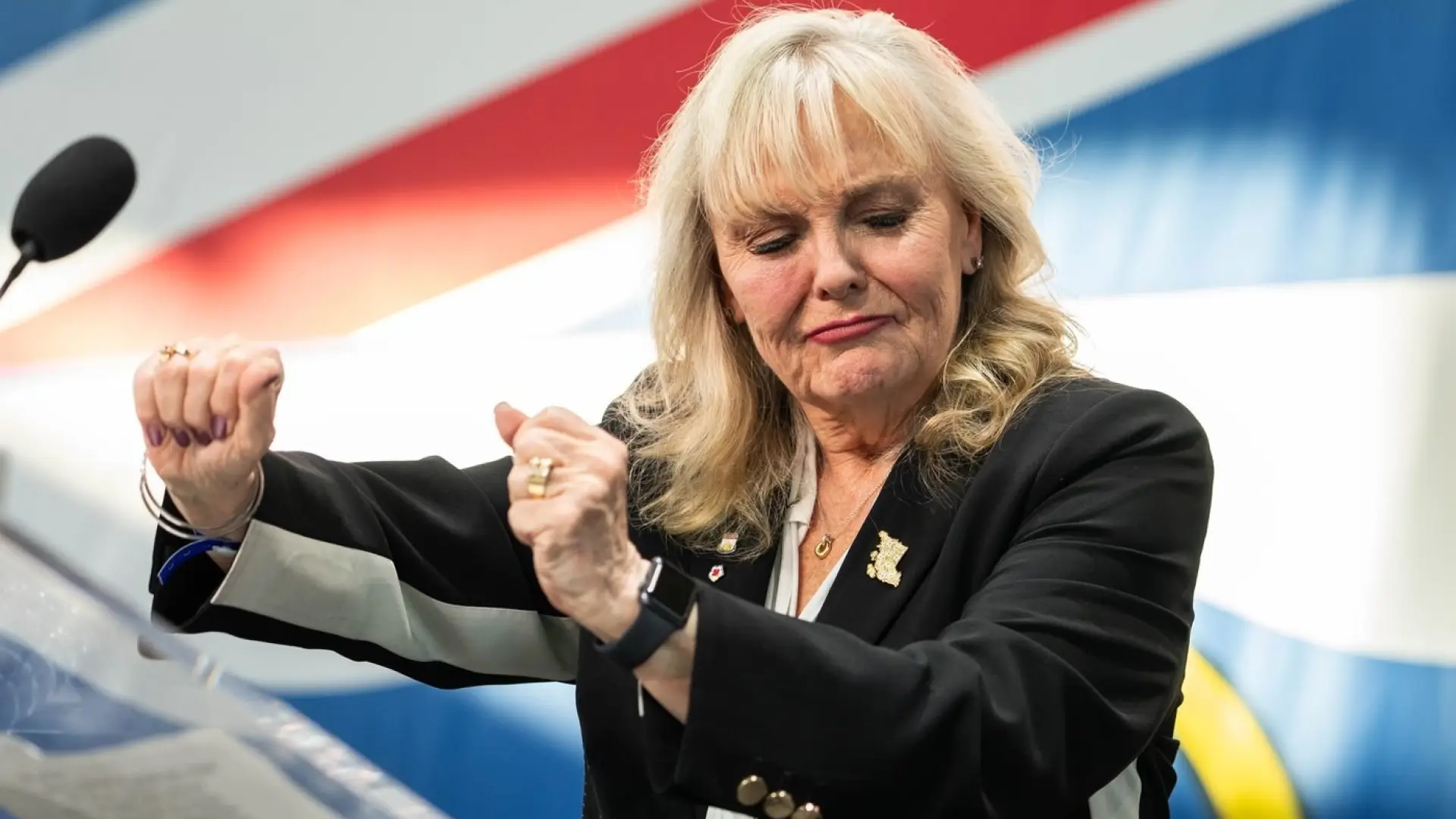 National Newswatch | Praise from Poilievre, but ex-B. C. Conservative…